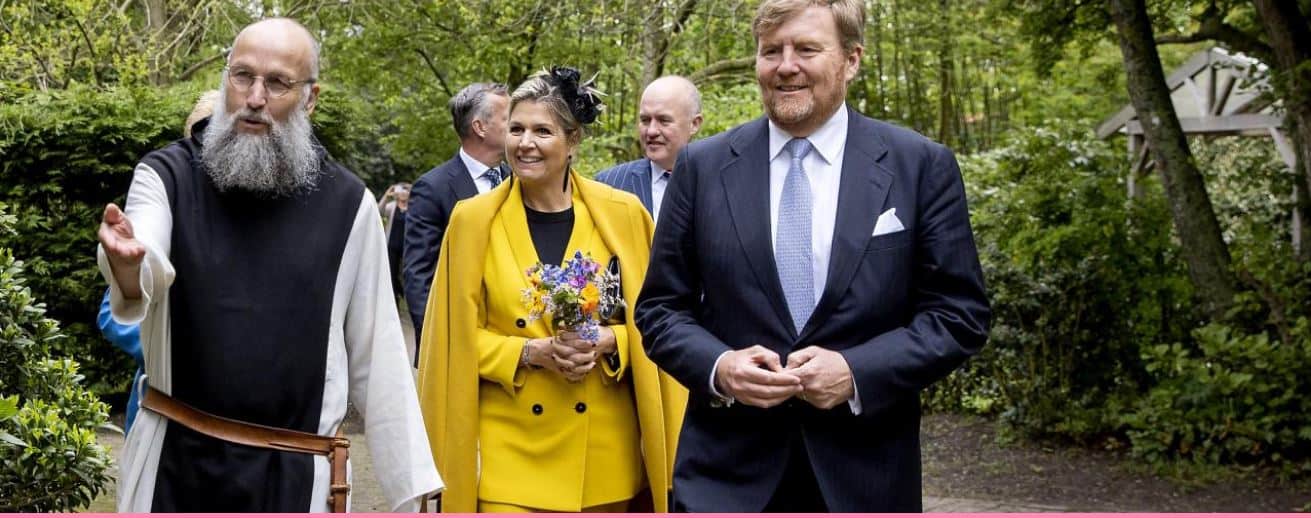 Monniken op Schier bezocht door koningspaar - Konferentie van in ...